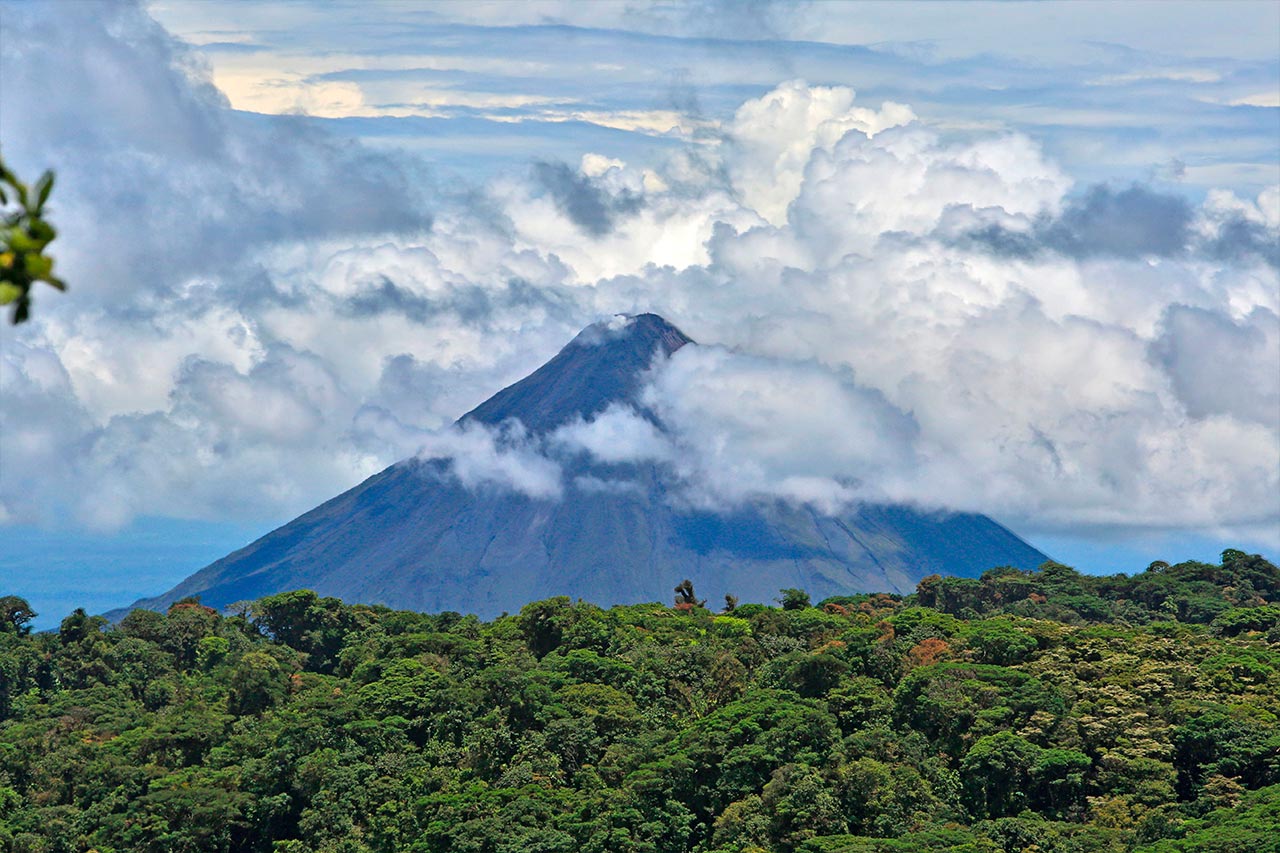 Arenal Volcano & Hot Springs Day Tour from Guanacaste